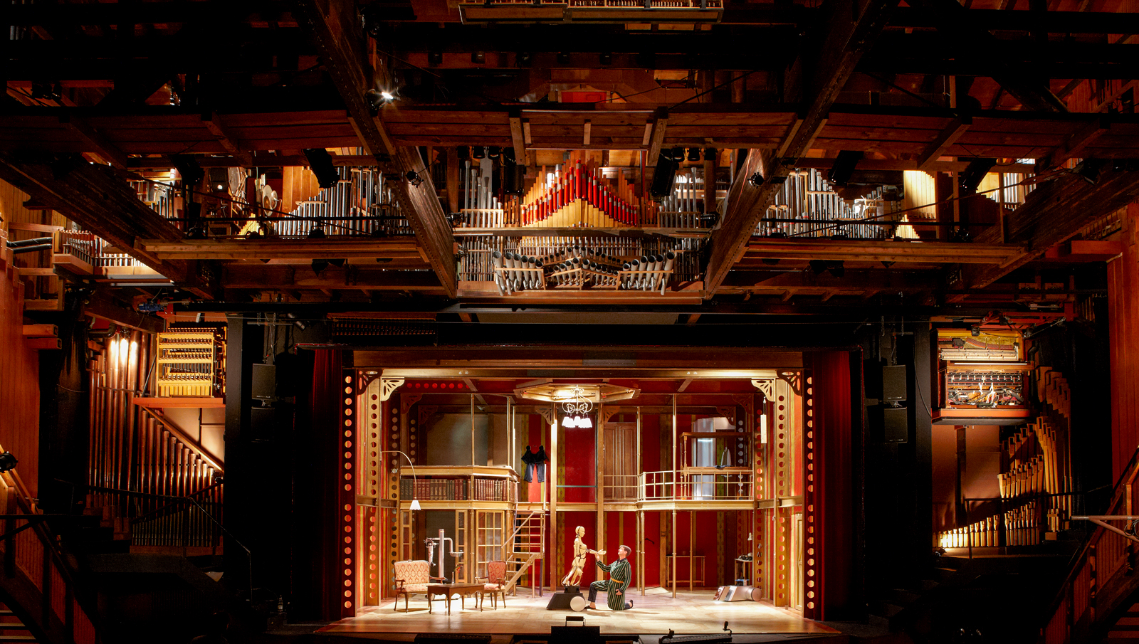 Le théâtre du divertissement - Le Café-théâtre Barnabé